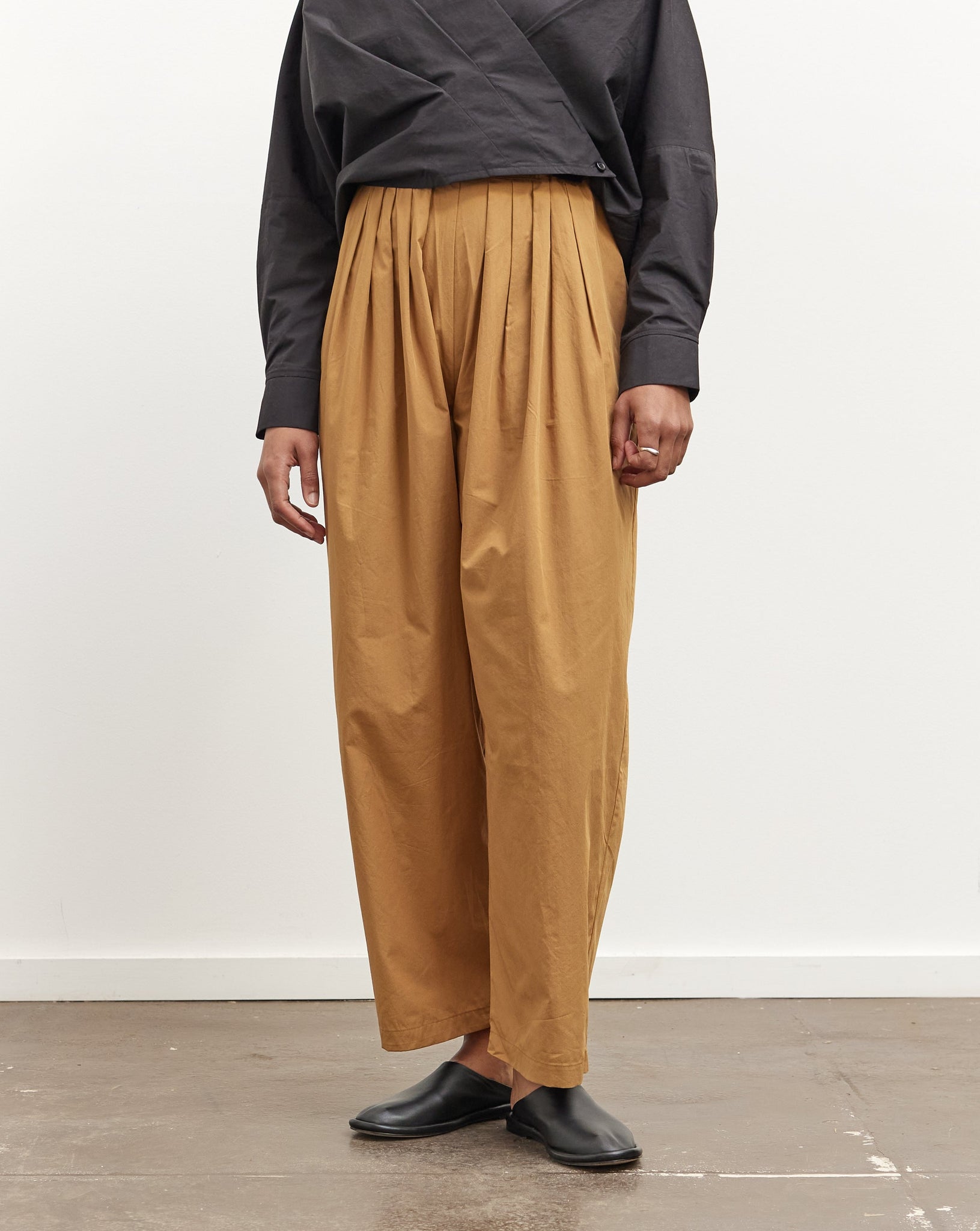 Black Crane Straight Draped Pants, Camel | Glasswing