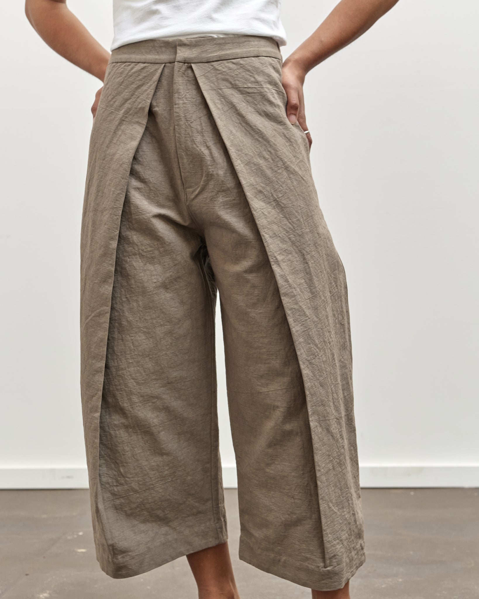 Lauren Manoogian Fold Pants, Slab | Glasswing
