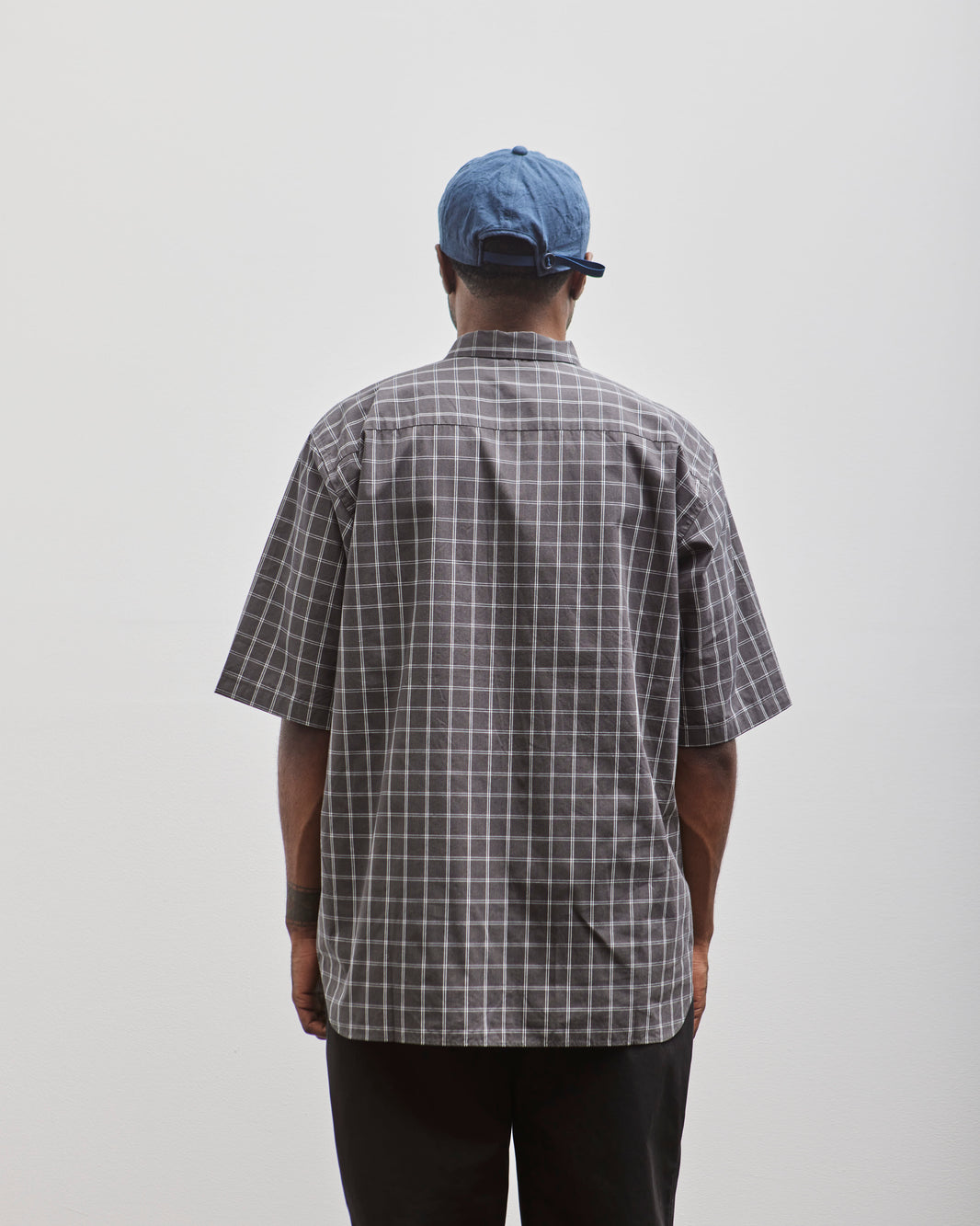 MAN-TLE – Glasswing