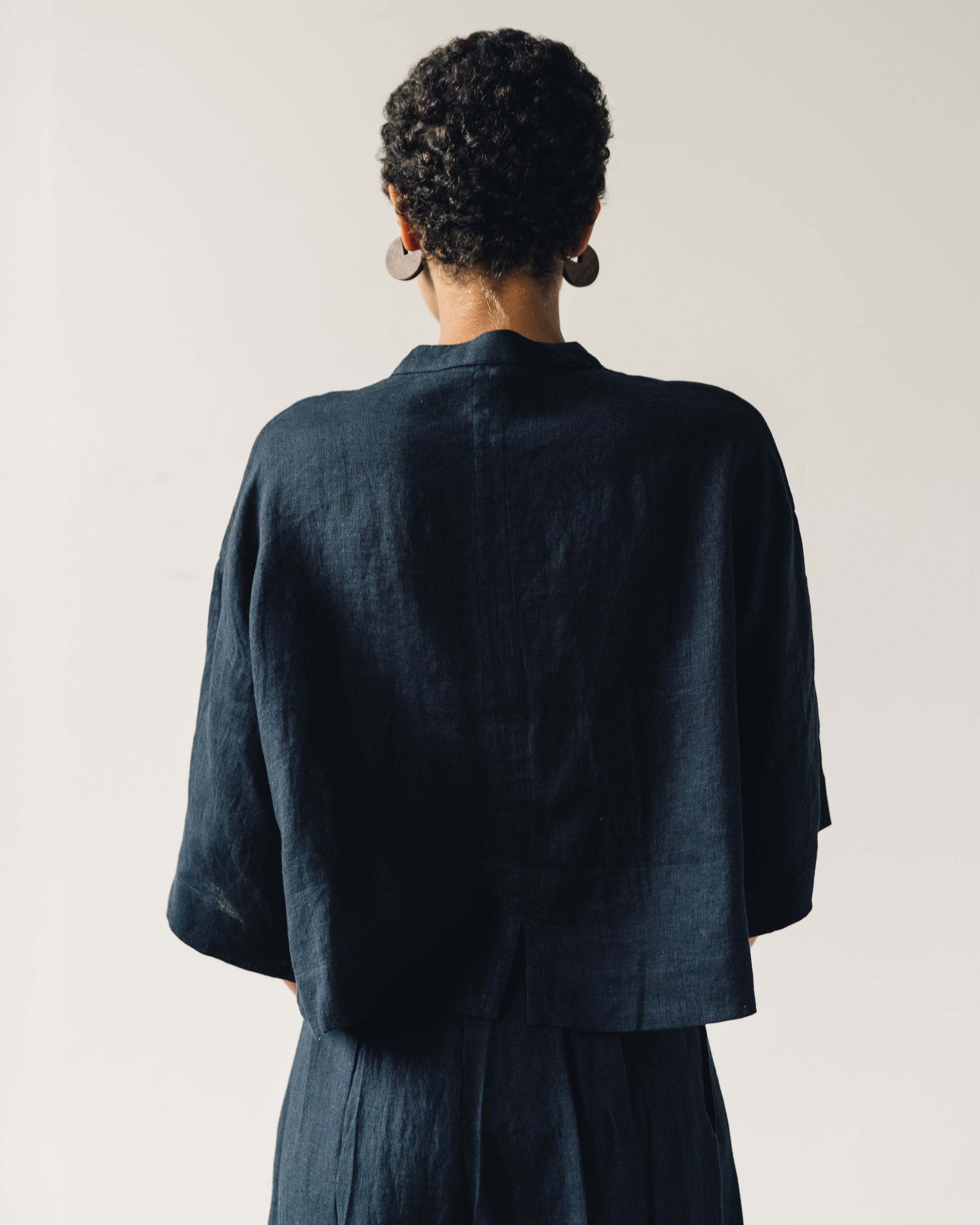 7115 3/4 Mandarin Top, Navy – Glasswing