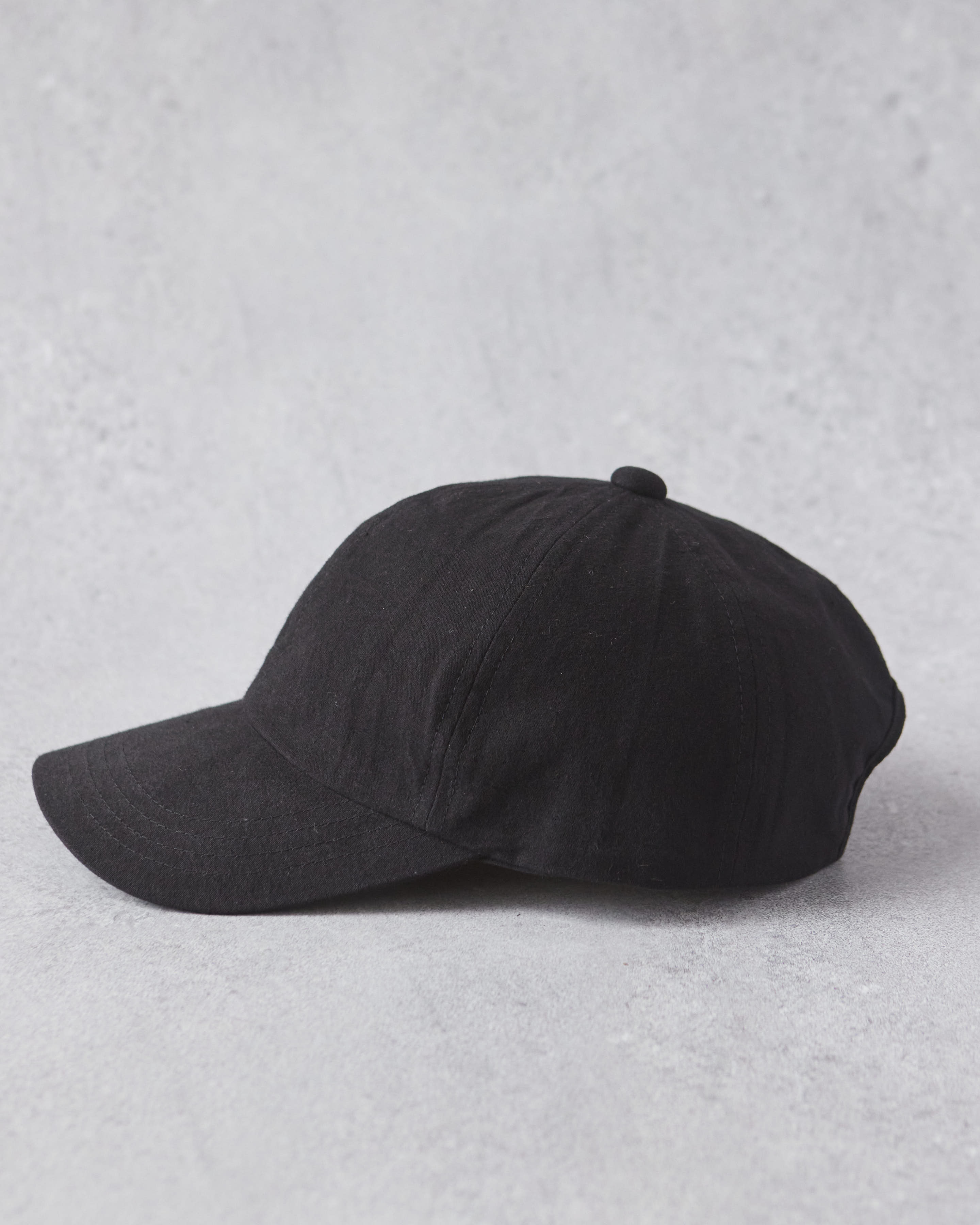 MAN-TLE – Glasswing